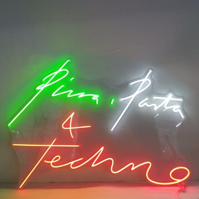 KONRAD LIFESTYLE NEON SIGN - PIZZA, PASTA & TECHNO – Konrad Lifestyle AG